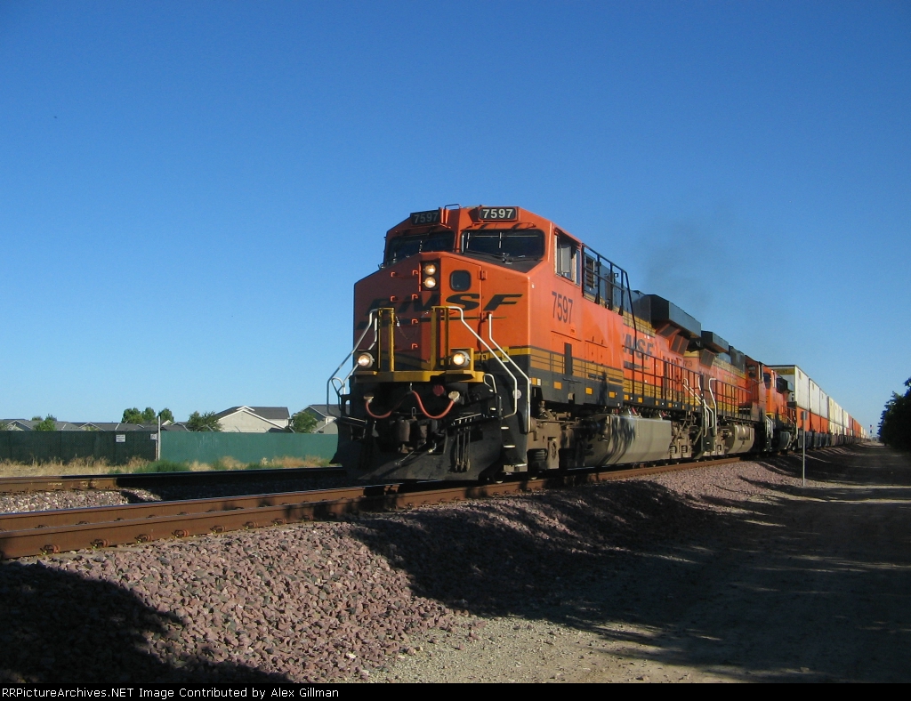 BNSF 7597 West